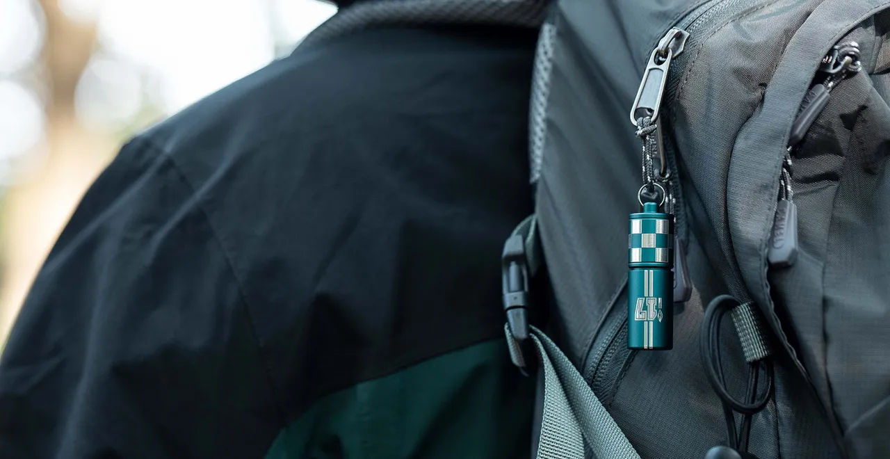 Olight i17 Checkered Flag Limited Version Rechargeable Keychain Light ...