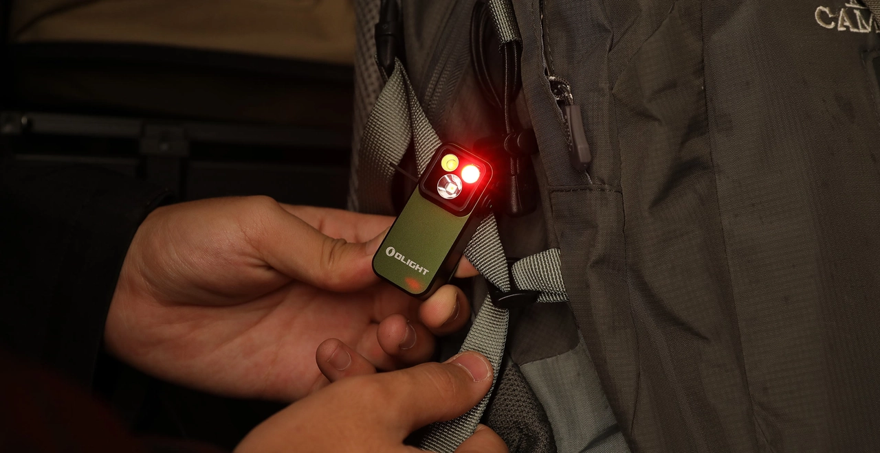Oclip Pro LED Clip Light 500LM Triple Light Source Magnetic Recharge ...