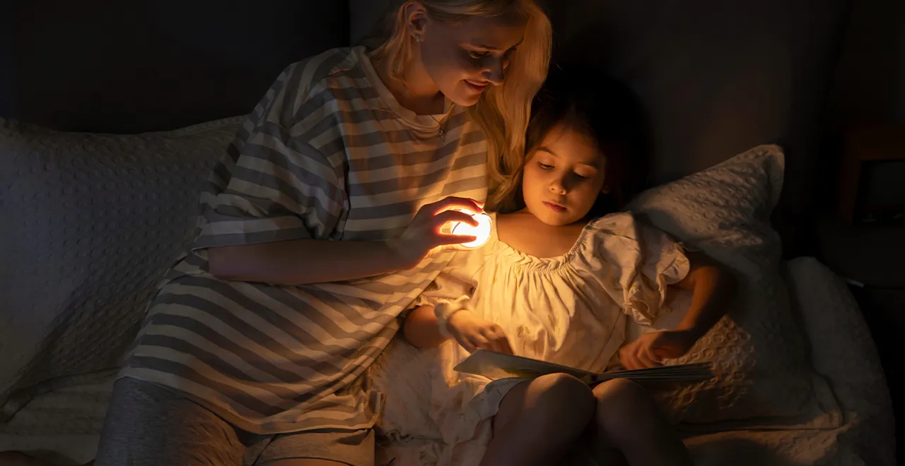 Olight Sphere Wireless Light Bulb Ambient Light with 20 Lighting ...