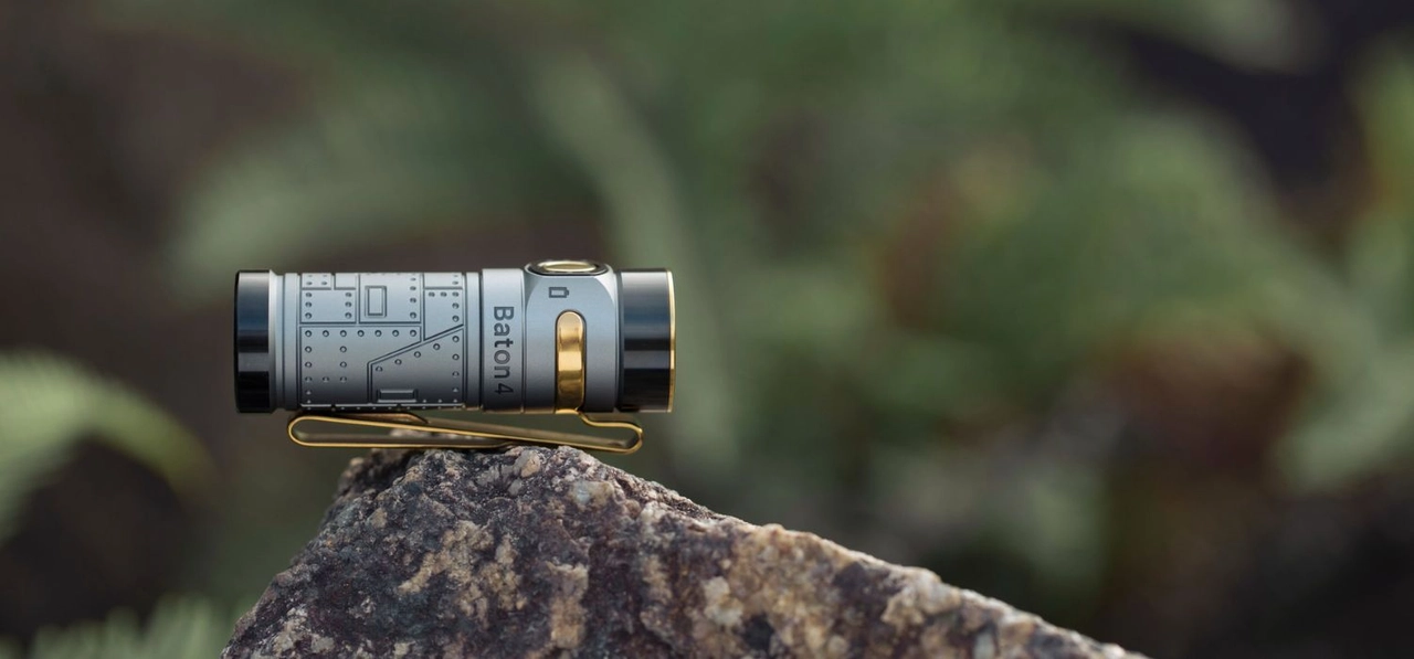 Olight Baton 4 - 1300 lumens Compact Rechargeable Pocket Torch - Olight ...